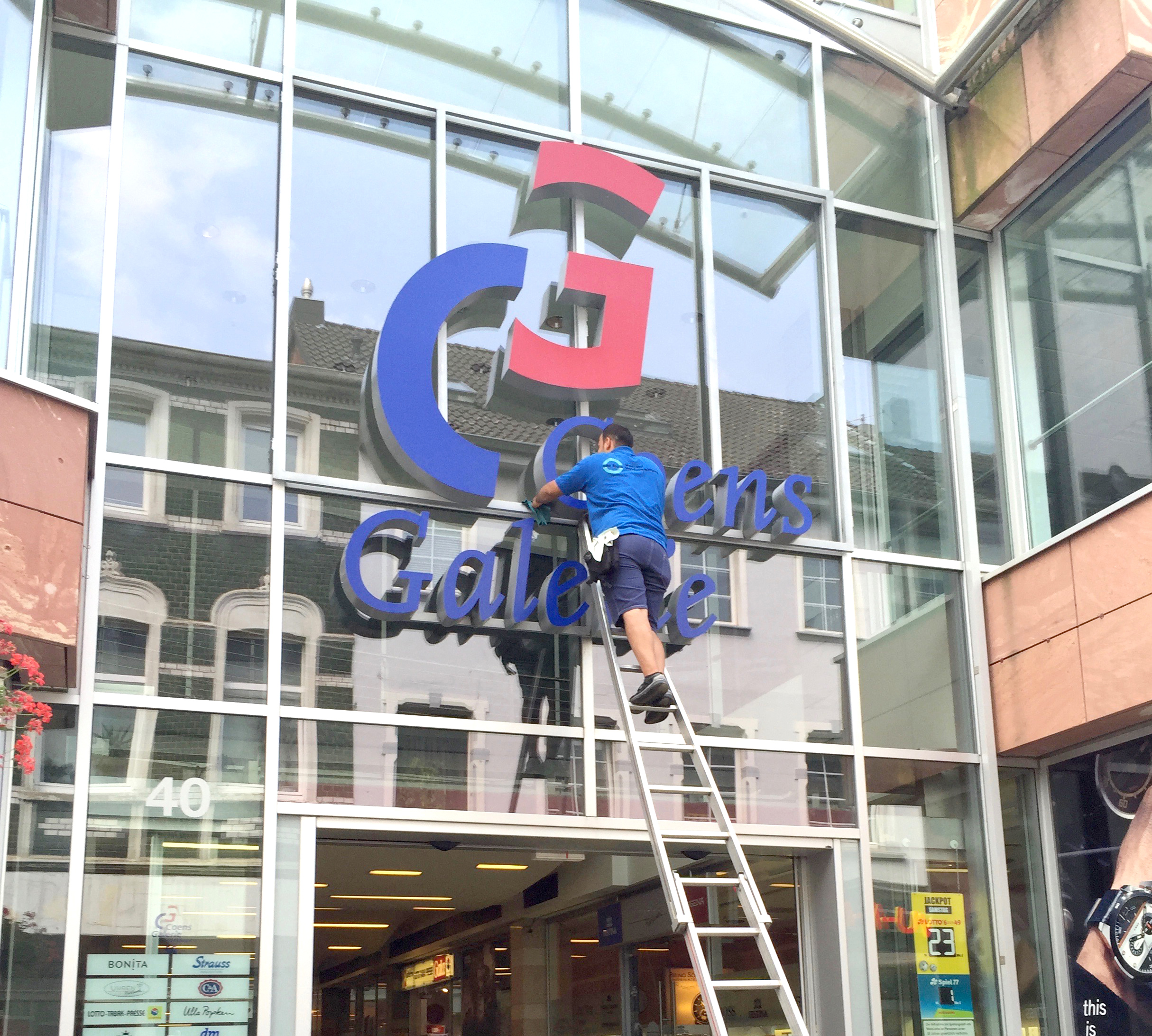 Galerie - Blitzblank Gebäudereinigung